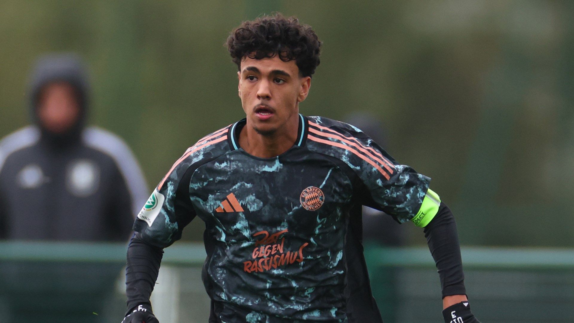 Wechselwunsch hinterlegt! Talent des FC Bayern München steht unmittelbar vor Transfer in die ...